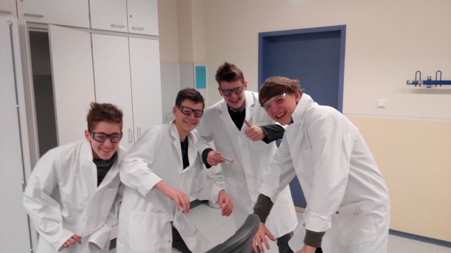 School Press Club - school newspaper easily and quickly